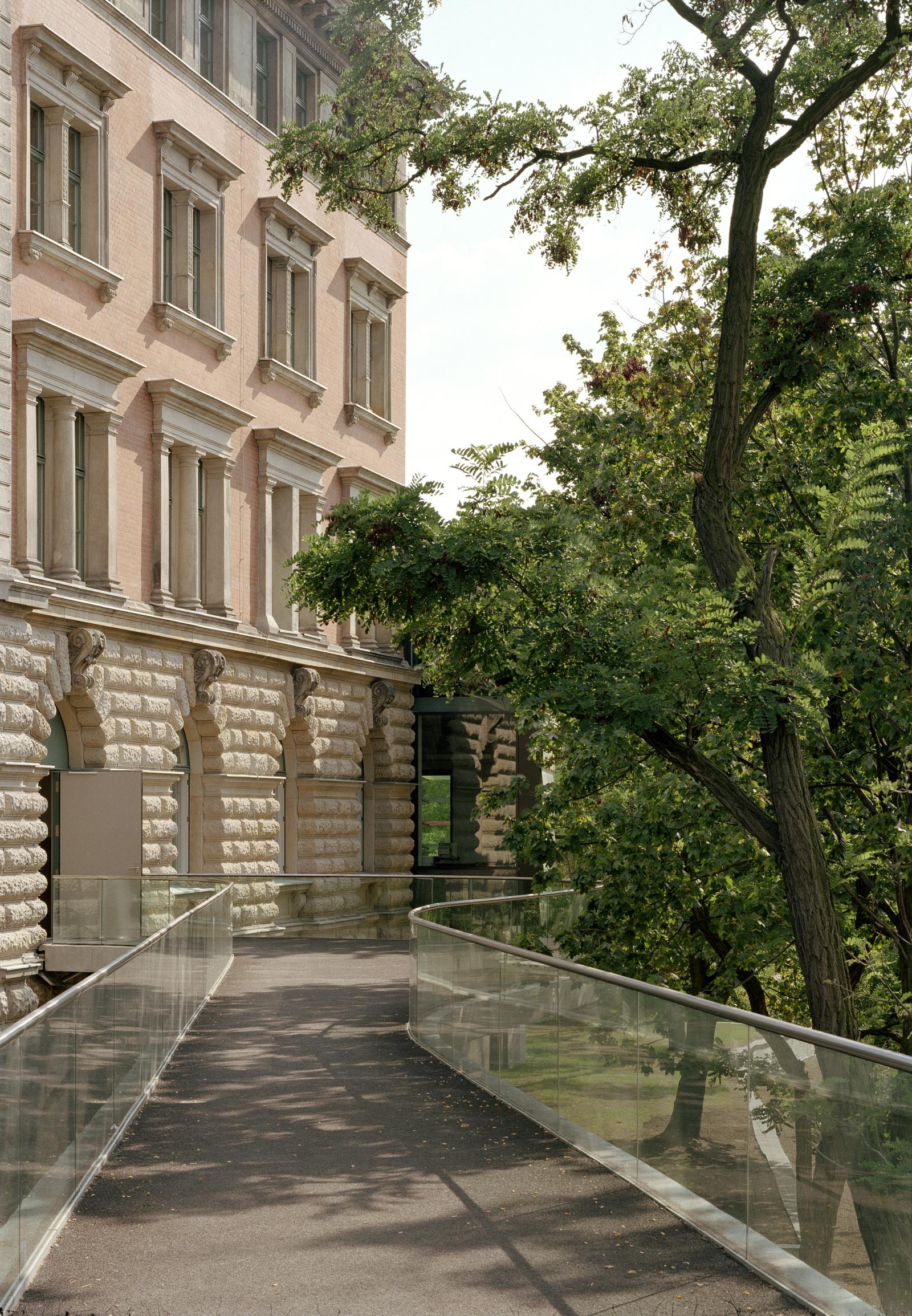 sauerbruch hutton - Fire and Police Station